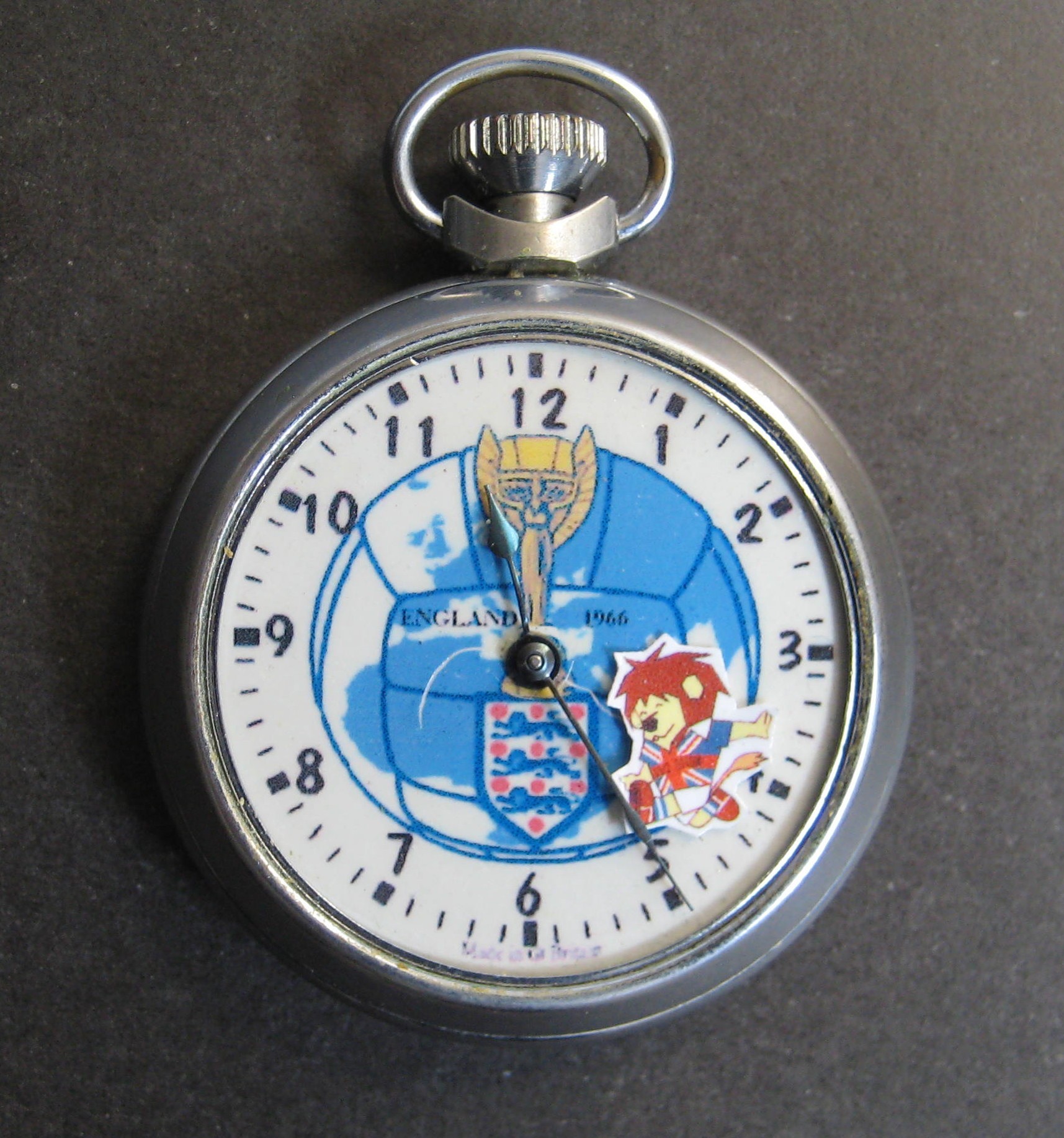 fake 1966 World Cup Willie mascot pocket watch Ingersoll